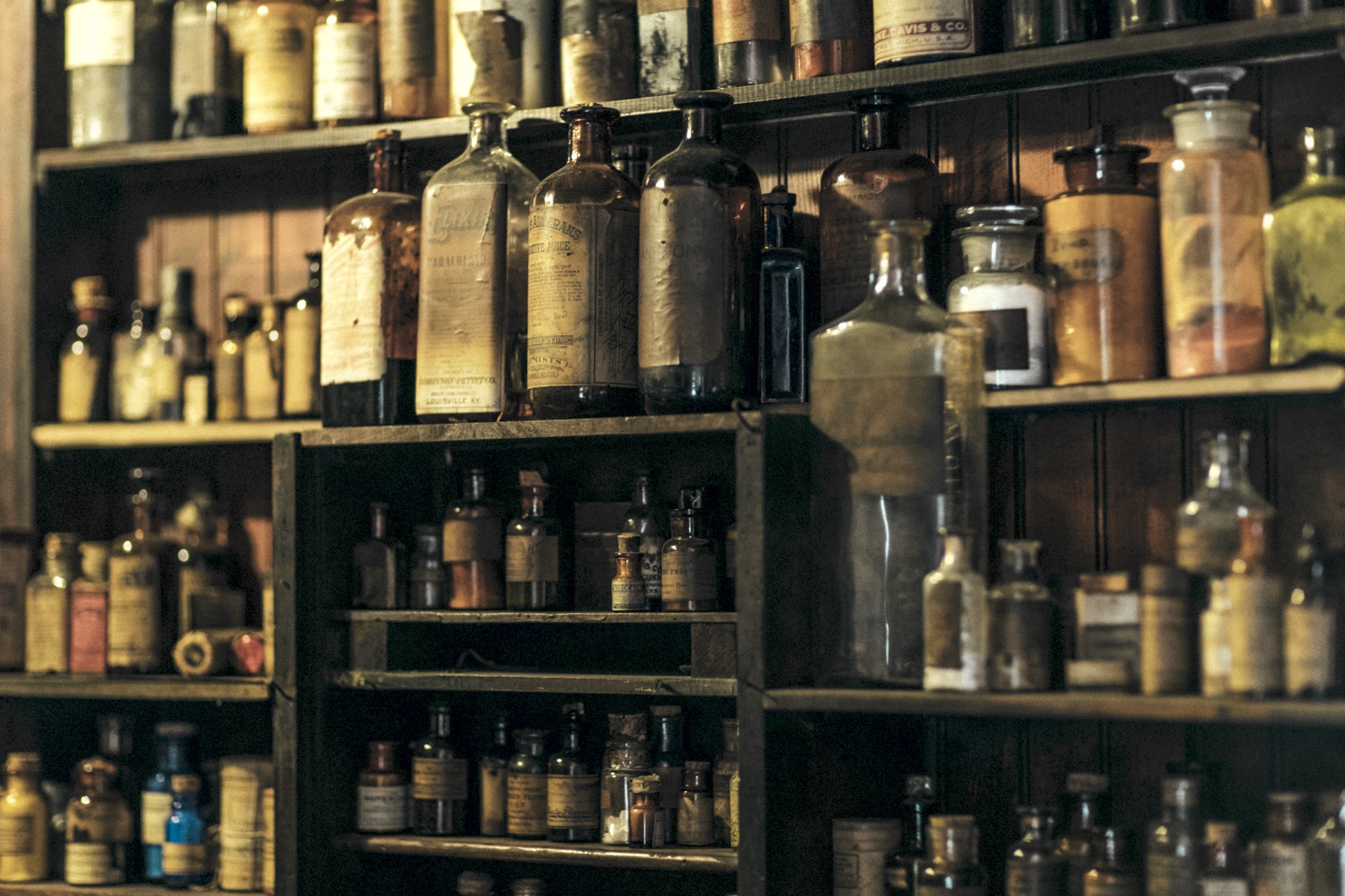 America: Promised Land - The Craft That Cured a City